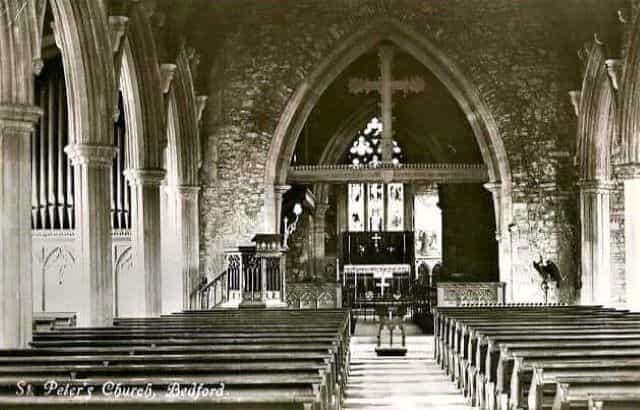 ST. PETER'S CHURCH INTERIOR, BEDFORD - Parishmouse